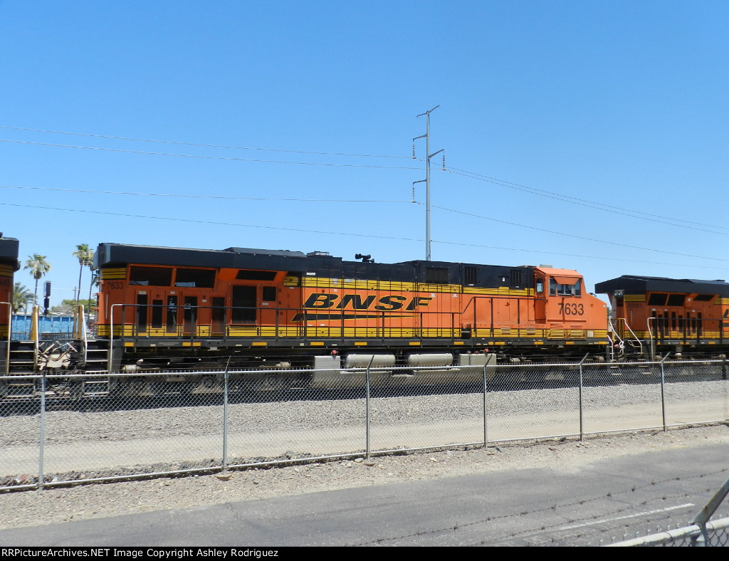 BNSF 7633